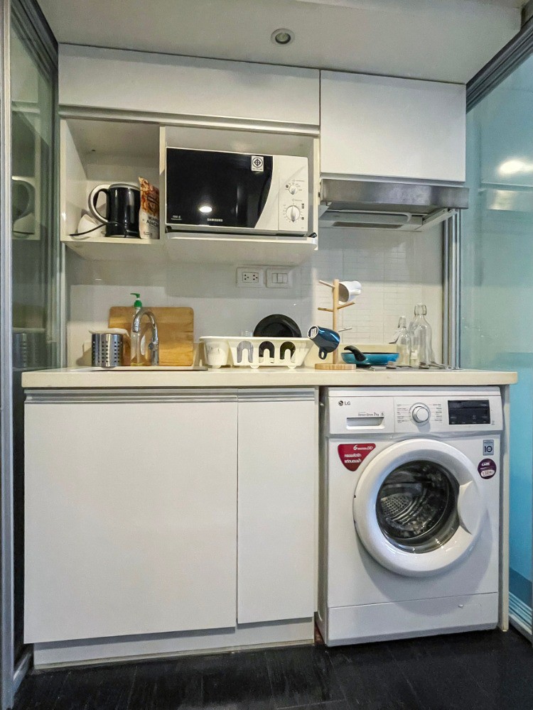 Scancondo | ให้เช่า ด่วน!! คอนโด ไอดีโอ มอร์ฟ 38 ห้องแบบ Duplex เฟอร์นิเจอร์พร้อมเครื่องใช้ไฟฟ้า ...